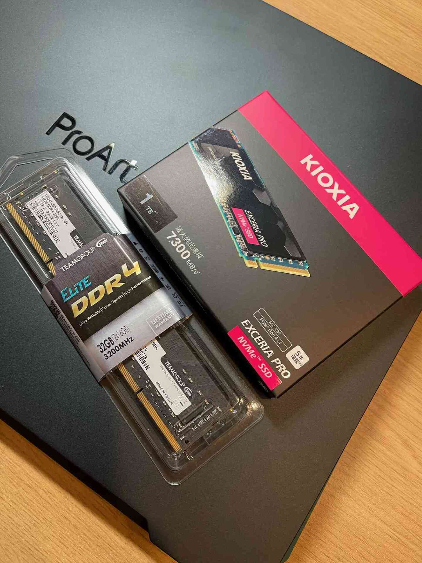 ASUS ProArt StudioBook ノートPCのメモリ＆SSD増設の方法（メモ）: とりあえずそういうことで